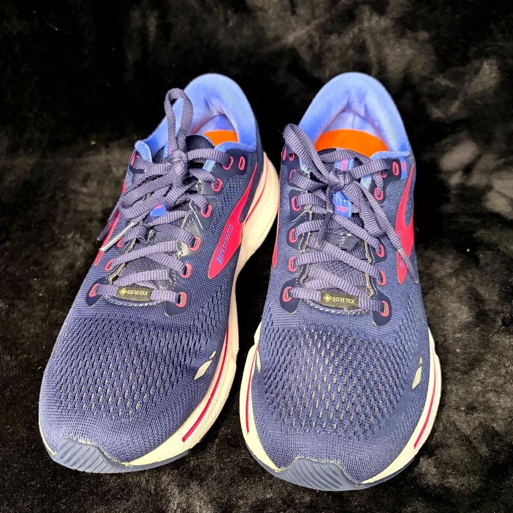 Brooks | Shoes | Brooks Ghost 5 Gtx 123821b460 Womens 11 B Running ...